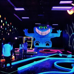 West Coast Mini Putt - 52 Photos & 21 Reviews - Mini Golf - 7391 ...