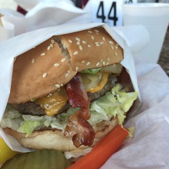 MVP’s Grill & Patio - 283 Photos & 353 Reviews - Burgers - 5484 E ...