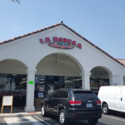 La Bodega Farmers Market - 71 Photos & 41 Reviews - Grocery - 2111 ...