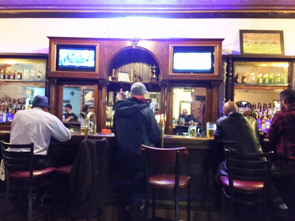 Falcon Inn - 14 Photos & 41 Reviews - Dive Bars - 1601 E 53rd St, Hyde ...