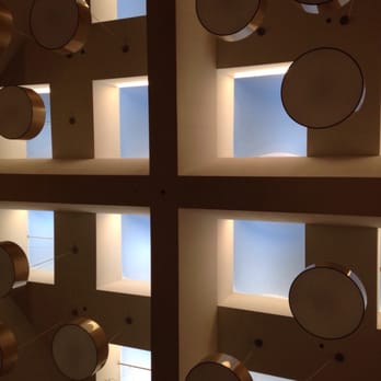 Meadowood Mall - 65 Photos & 97 Reviews - Shopping Centers - 5000 ...