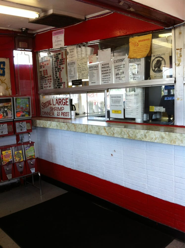 Humdinger Drive In - 11 Reviews - Burgers - 2504 E 9th St, Northeast ...