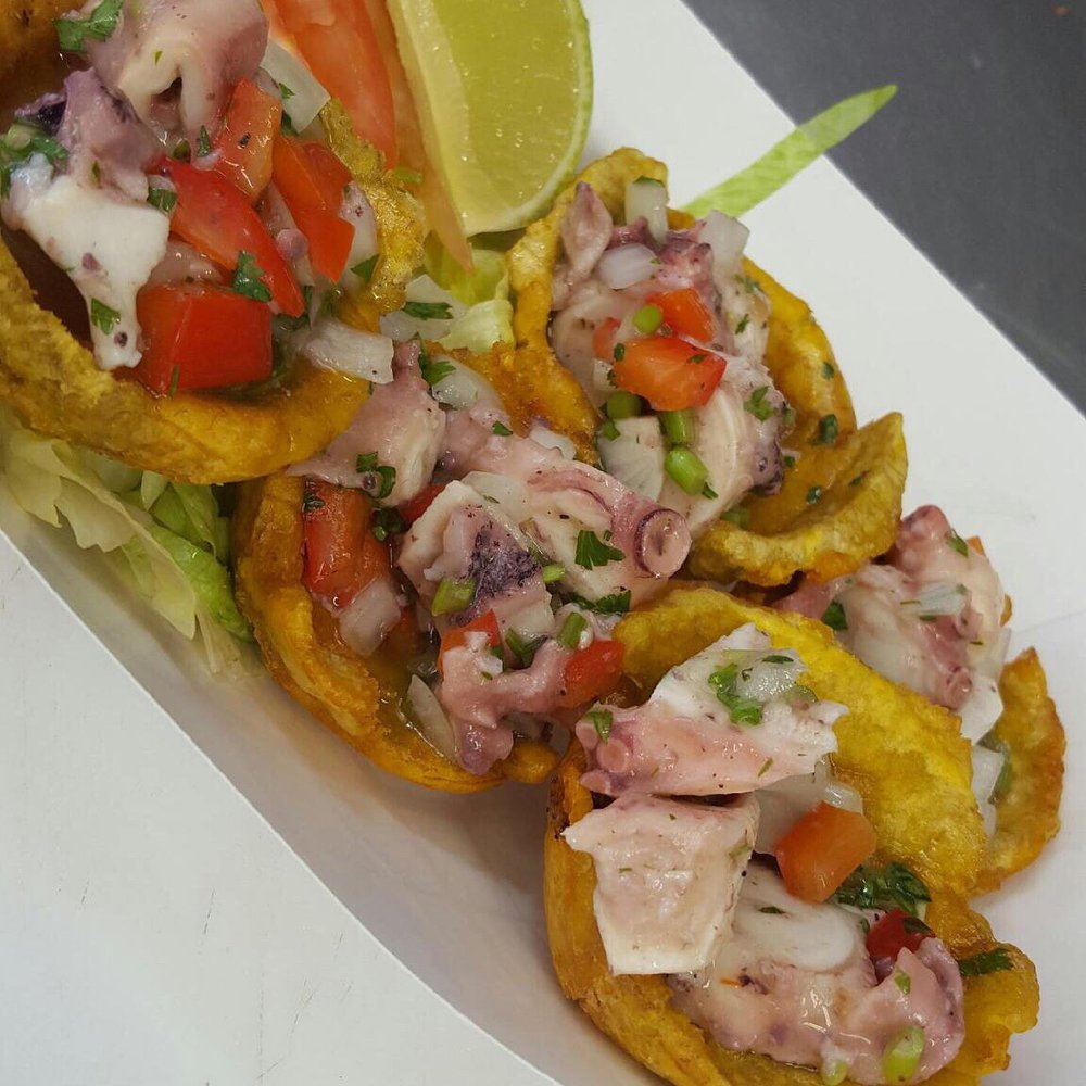 Ensalada De Carrucho Pulpo Camarones Con Sabor Boricua