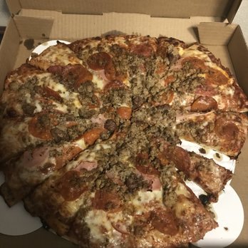 Fun House Pizza - 24 Photos & 32 Reviews - Pizza - 405 NW Blue Pkwy ...