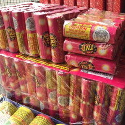 Kellogg’s TNT Fireworks Stand - 24 Photos - Fireworks - 425 N Euclid St ...