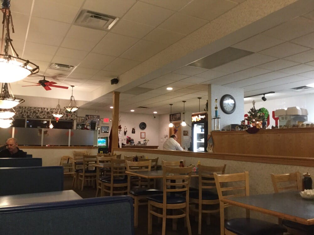 Goody’s Restaurant - 10 Photos & 38 Reviews - Burgers - 16333 Snow Rd ...