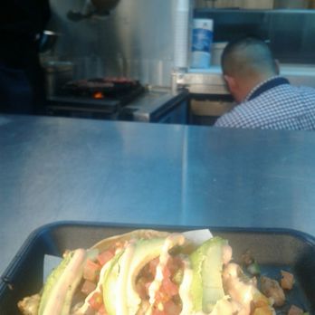 El Cacho Fish Taco Stand - 86 Photos & 46 Reviews - Seafood - 2830 Main ...