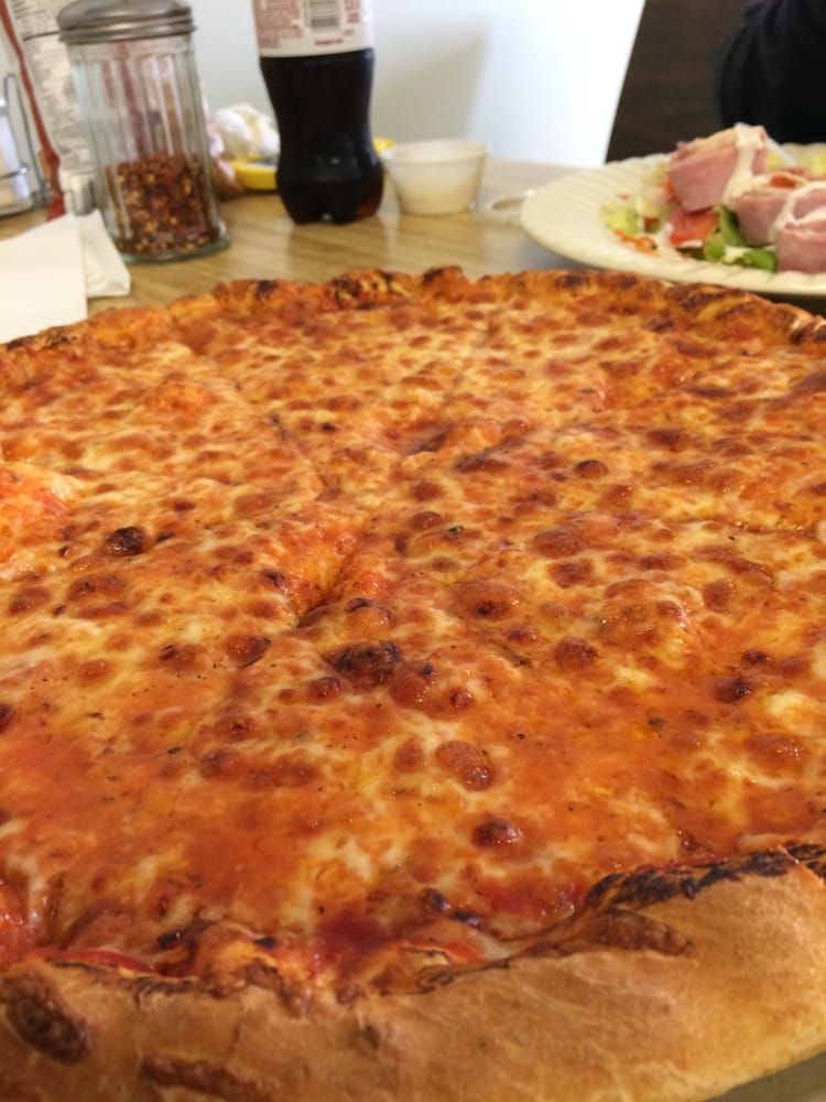 Lincoln House of Pizza - Pizza - 38 Main St, Lincoln, ME - Restaurant ...