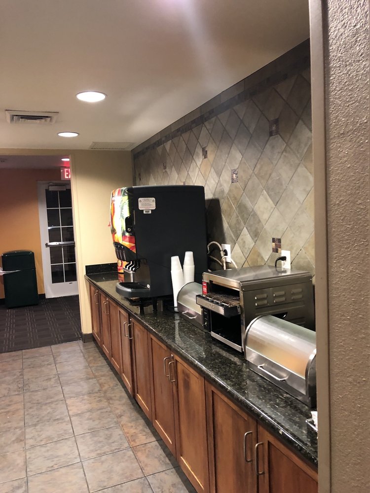 Peterson Air Force Base in Colorado Springs, CO | MilitaryBases.com