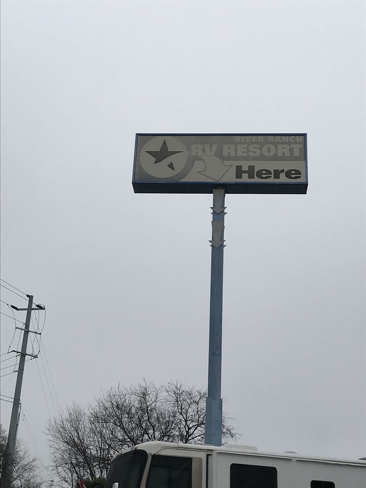 River Ranch RV Resort - 10 Photos & 11 Reviews - RV Parks - 420 ...