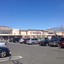 Stop & Shop - 10 Reviews - Grocery - 125 Danbury Rd, Ridgefield, CT - Yelp