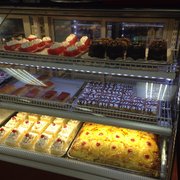 Ricomini Bakery - 17 Photos & 15 Reviews - Bakeries - Mendez Vigo 101 E ...