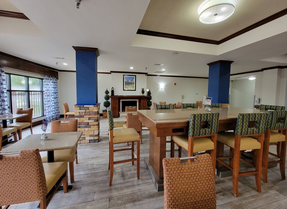 Maxwell Gunter Air Force Base in Montgomery, AL | MilitaryBases.com