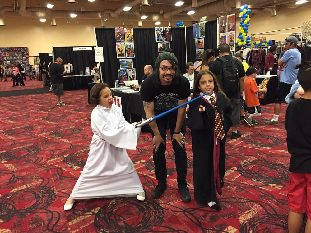 Amazing Las Vegas Comic Con - 38 Photos & 15 Reviews - Comic Books ...