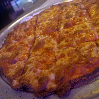 Wells Brothers Restaurant - 79 Photos & 172 Reviews - Pizza - 2148 Mead ...