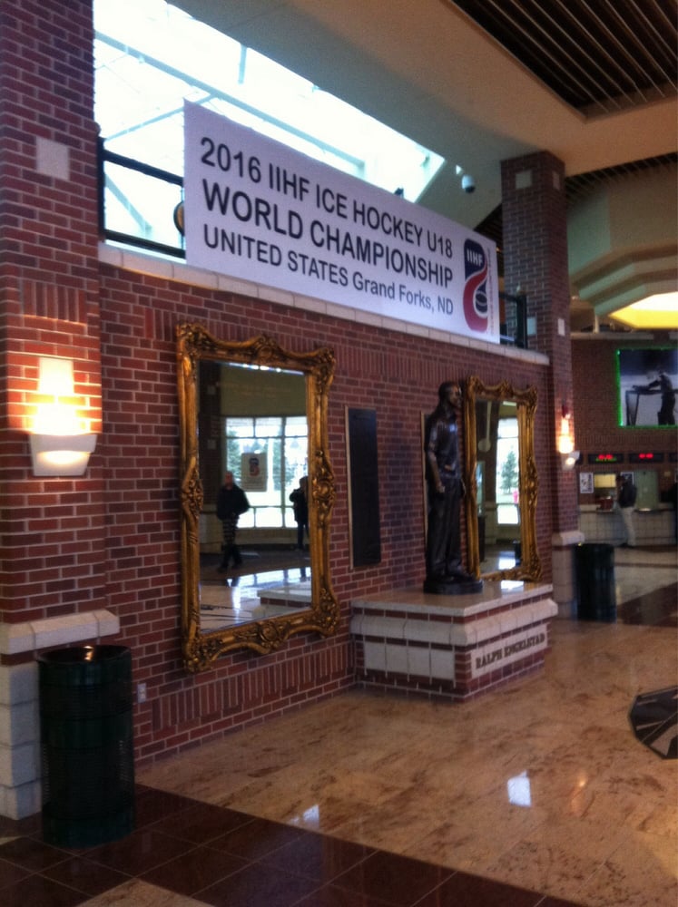 Ralph Engelstad Arena - 16 Photos & 13 Reviews - Stadiums & Arenas ...