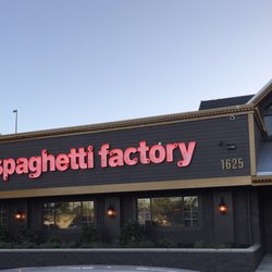 The Old Spaghetti Factory - 41 Photos & 32 Reviews - Italian - 1625 ...