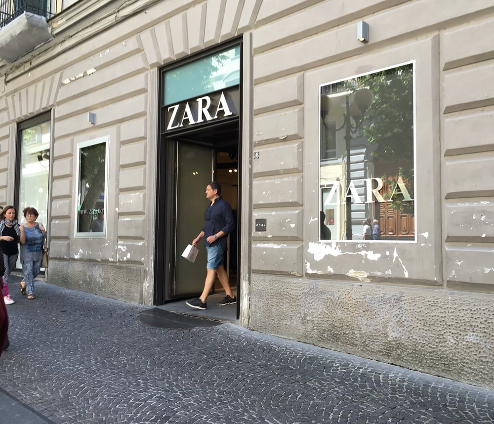 Zara - Women's Clothing - Alessandro Scarlatti 129, Vomero, Naples ...