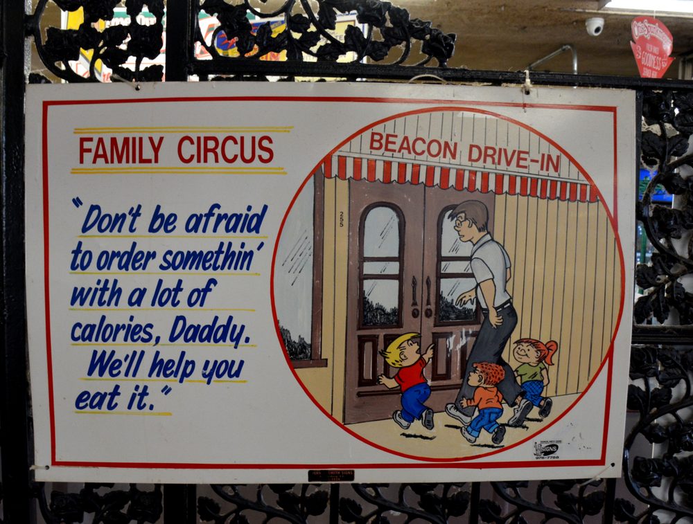 The Beacon Drive-In - 136 Photos & 173 Reviews - Burgers - 255 John B ...