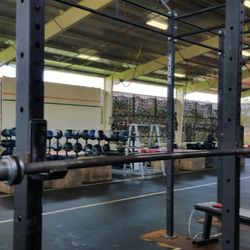 Travis Fitness Center - 20 Photos & 16 Reviews - Gyms - 550 Travis Ave ...