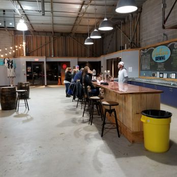 Pontoon Brewing - 90 Photos & 37 Reviews - Breweries - 8601 Dunwoody Pl ...