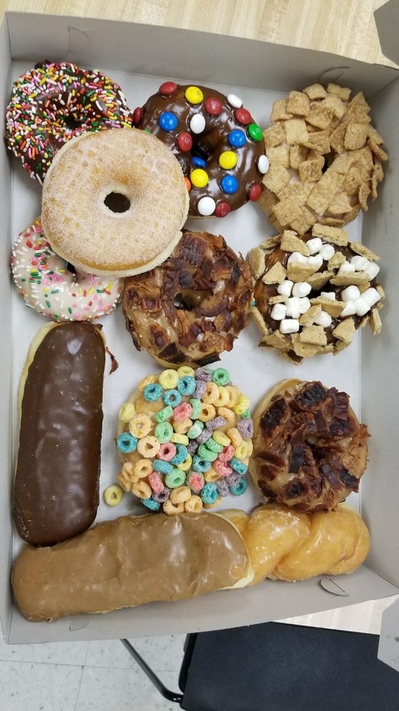 Good Day Donuts - 66 Photos & 45 Reviews - Donuts - 11100 Sepulveda ...