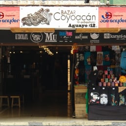 Joe Snyder Coyoacán - Men's Clothing - Aguayo 12, Coyoacán, Mexico ...