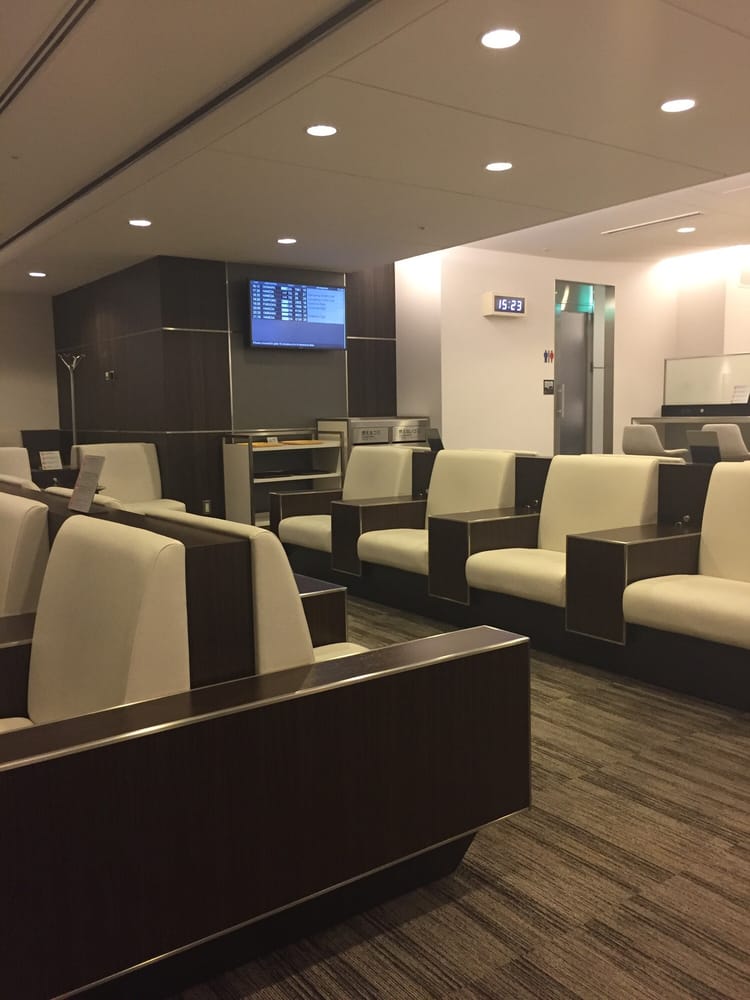 ANA LOUNGE Kansai International Airport - 18 Photos - Airport Lounges ...
