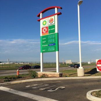 BP - Gas Stations - 18930 Brookpark Rd, Riverside, Cleveland, OH ...