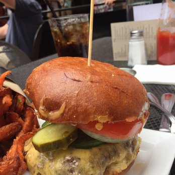 Citizen Burger Bar - 362 Photos & 703 Reviews - Burgers - 212 E Main St ...