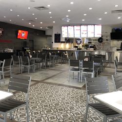 Pepito’s Plaza Brickell - 37 Photos & 25 Reviews - Burgers - 901 ...