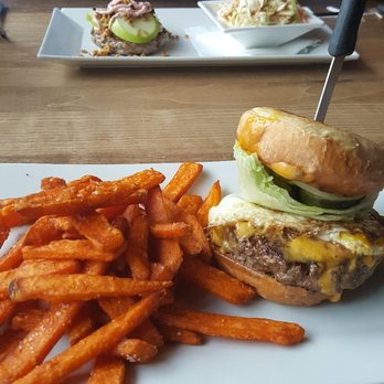 Flipside Burgers & Bar - 123 Photos & 214 Reviews - Burgers - 1125 Post ...
