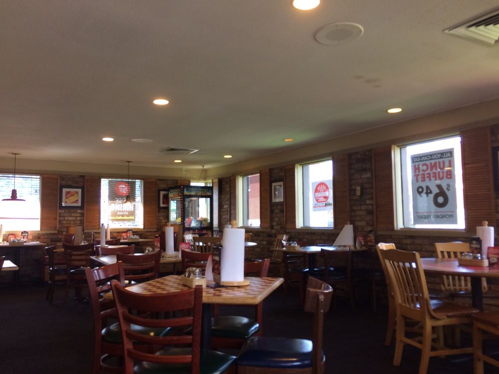 Pizza Hut - Pizza - 1098 University, Dubuque, IA - Restaurant Reviews ...