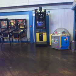 Weirs Beach Arcade - 16 Photos - Arcades - Weirs Beach, Laconia, NH - Yelp