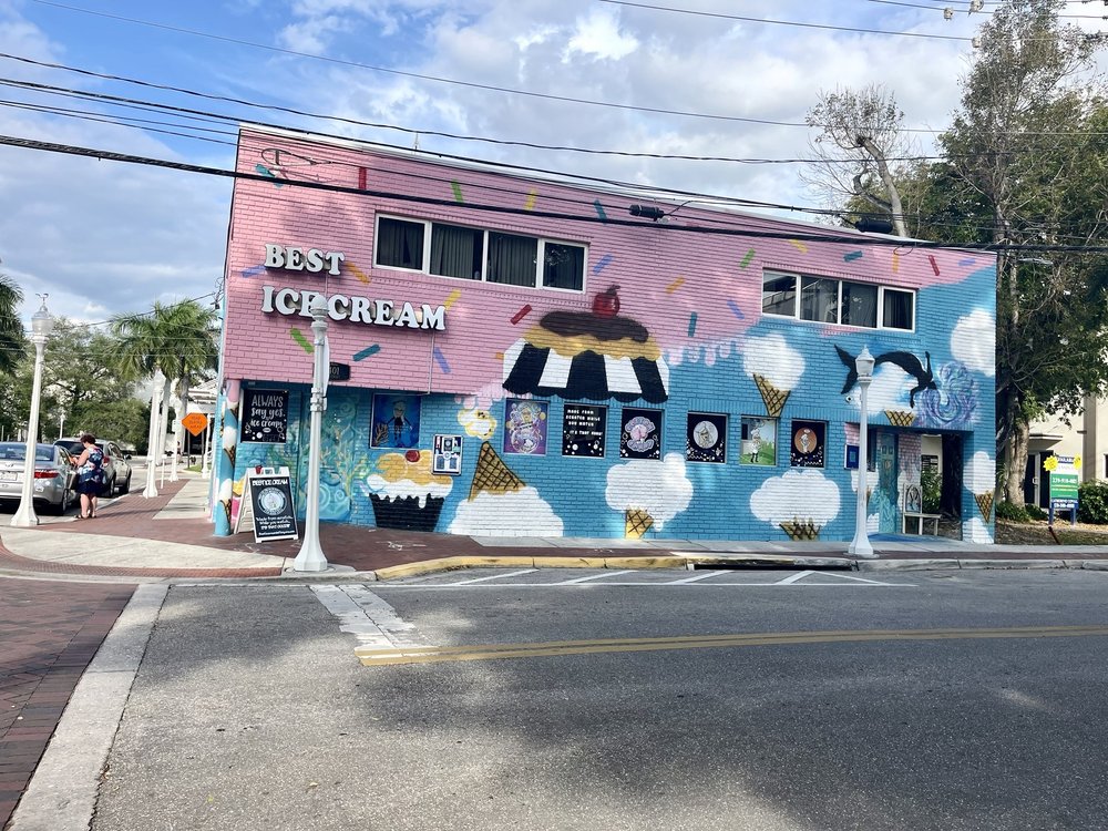 Best Ice Cream “Under The Sea Experience”, Fort Myers | Roadtrippers