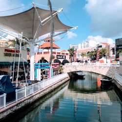 La Isla - 417 Photos & 86 Reviews - Shopping Centers - Blvd. Kukulkan ...