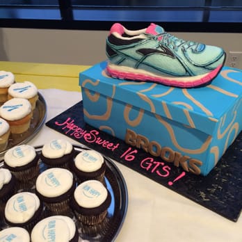 Hillcrest Bakery - 62 Photos & 124 Reviews - Bakeries - 10010 Main St ...