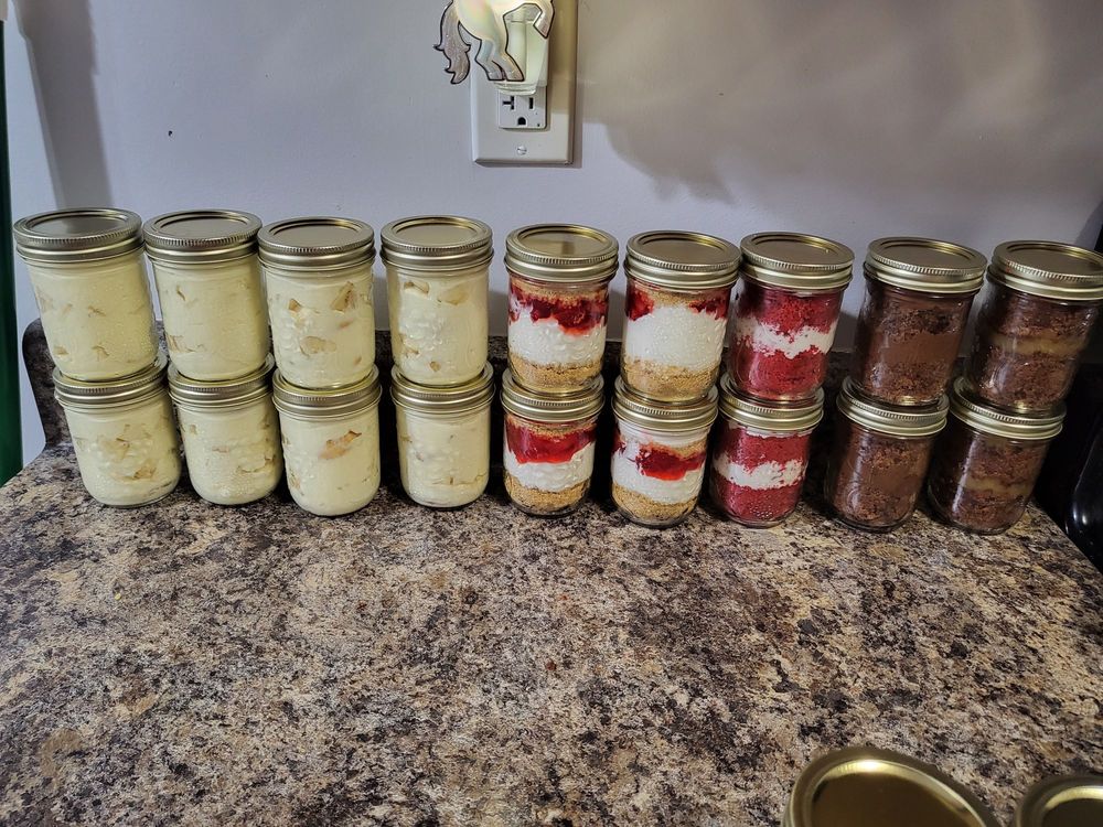 Sweets In a Jar By Chef Gwen, Aurora | Roadtrippers