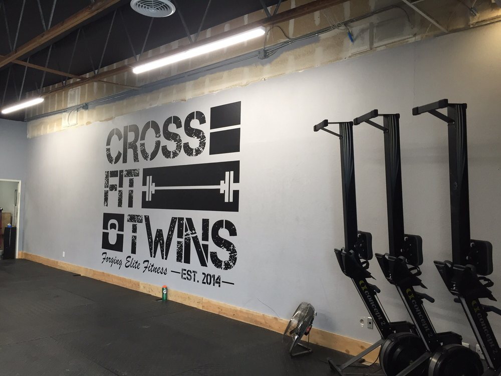 Crossfit Twins - 23 Photos & 37 Reviews - Boot Camps - 3472 East ...