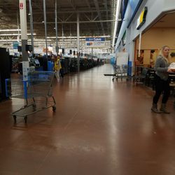 Walmart Supercenter - 15 Photos & 26 Reviews - Department Stores - 3313 ...
