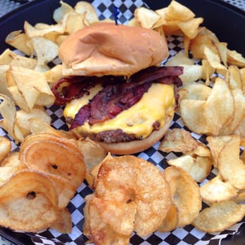 JL Beers - 41 Photos & 78 Reviews - Burgers - 217 N 3rd St, Bismarck ...