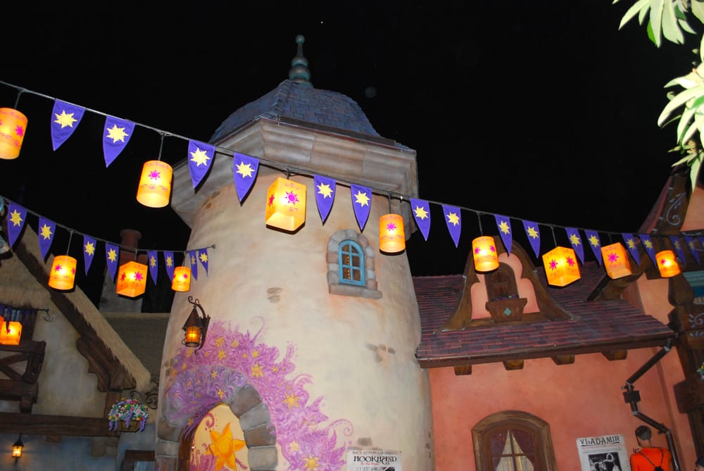 Rapunzel’s Village And Tower - 27 Photos - Amusement Parks ...