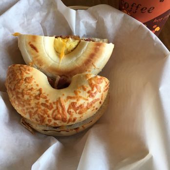 Fresh Gourmet Bagels - 71 Photos & 41 Reviews - Bagels - 21202 Beach ...