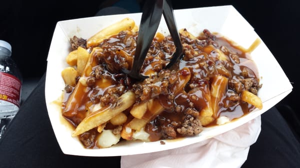 Quebec Montreal Poutine - Food Trucks - 2700 Colorado Ave, Santa Monica ...