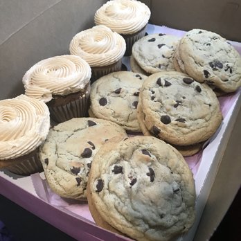 Cravings Bakery and Cafe’ - Bakeries - 87 W Fulton St, Gloversville, NY ...