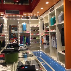 Space23 Roma - Sports Wear - Corso Vittorio Emanuele II 156, Centro ...