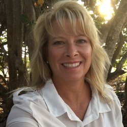 Misty Raines - Michael Saunders & Company - Contact Agent - Real Estate ...