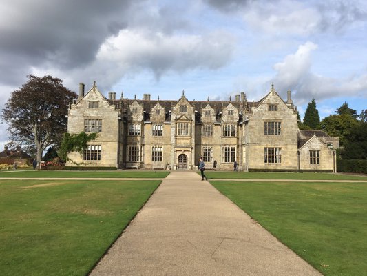 Wakehurst Place - National Trust - Botanical Gardens - Wakehurst Place ...