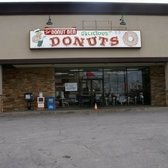 Fox’s Donut Den - 137 Photos & 214 Reviews - Donuts - 3900 Hillsboro ...