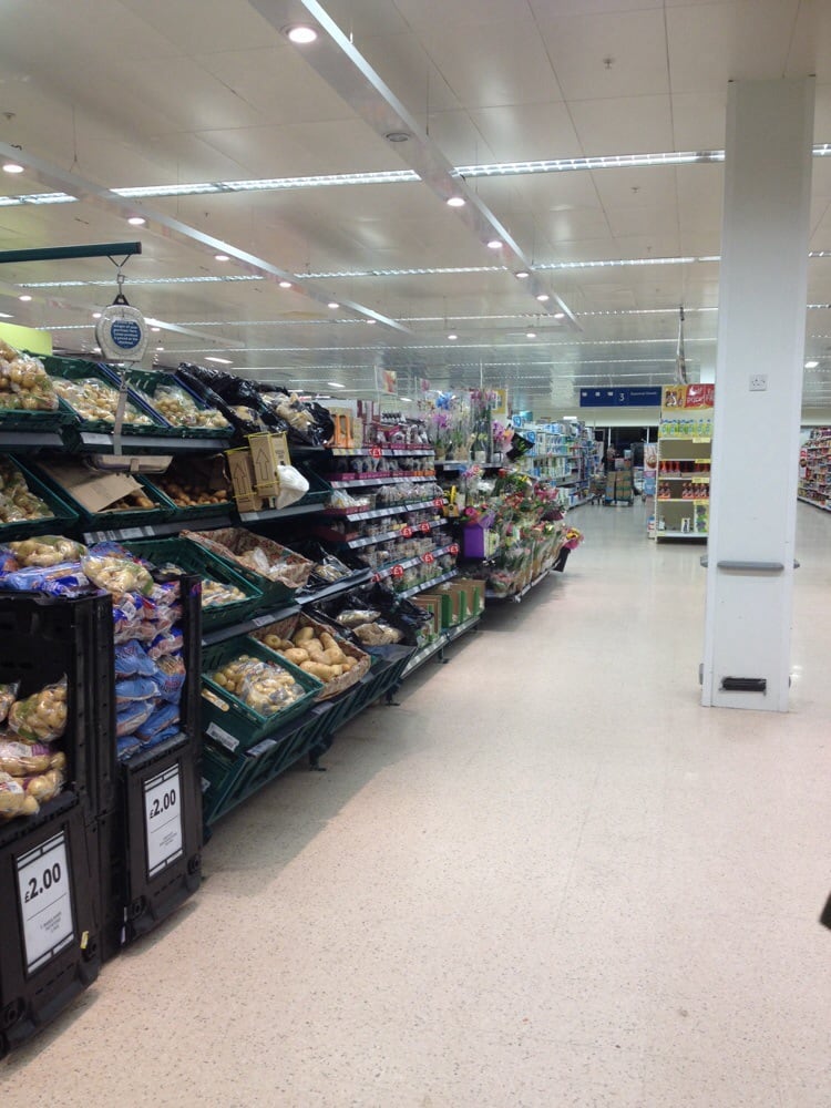 Tesco Stores - Grocery - Oldfields Road, Cheam, Sutton, London, United ...